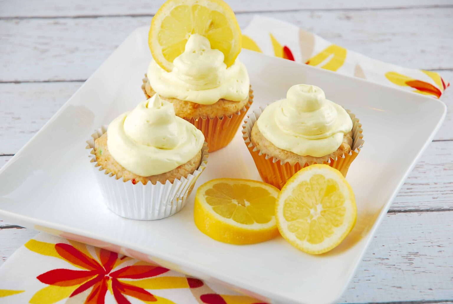 Lemonade Cupcakes - 5 Points | LaaLoosh